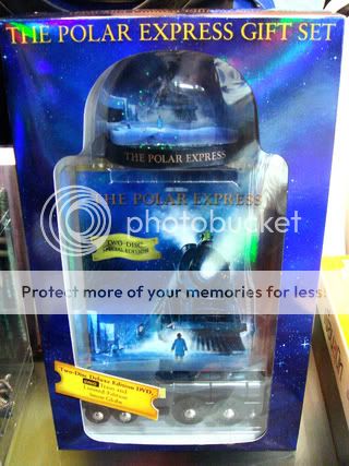 The Polar Express: Gift Set w/ Snow Globe + Train