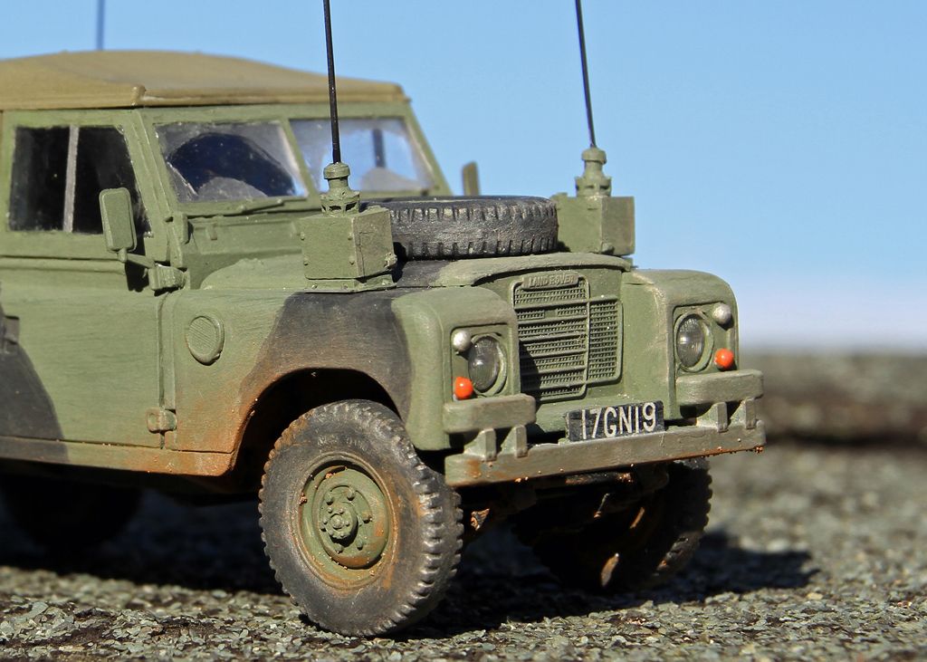 My first AFV! 1/35 Italeri Land Rover 109 with extras - Ready for ...