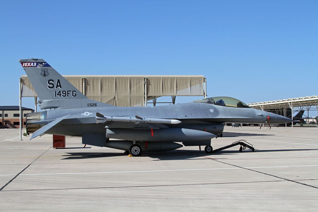 US Road Trip 2012 Pt 1 - Texas ANG F-16s - Aviation Photography ...