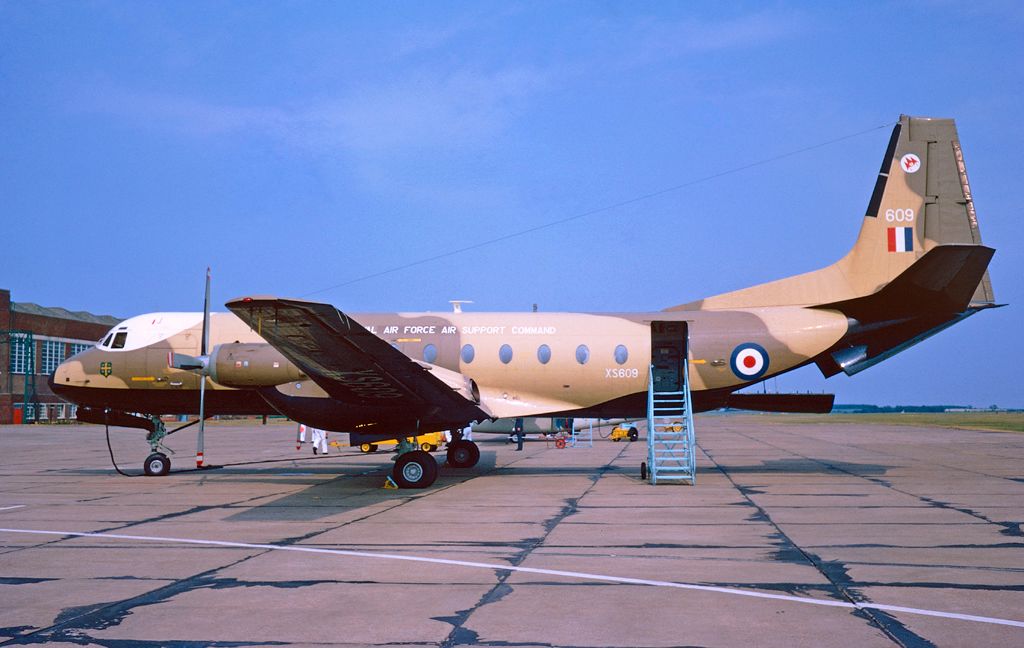 The HS Andover in UK Military Service - Aviation Photography ...