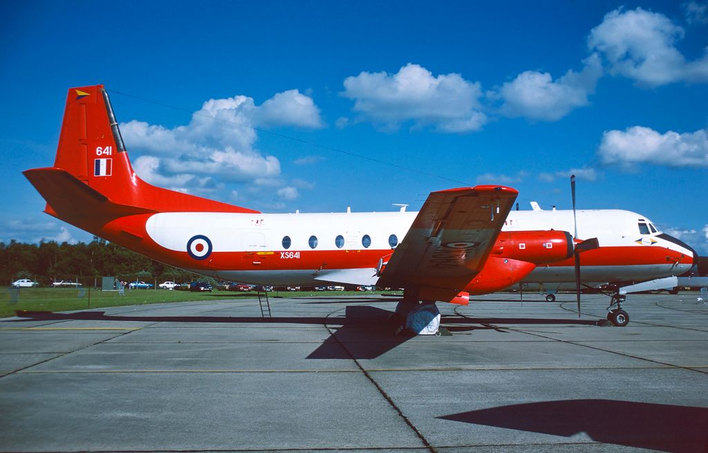 The HS Andover in UK Military Service - Aviation Photography ...