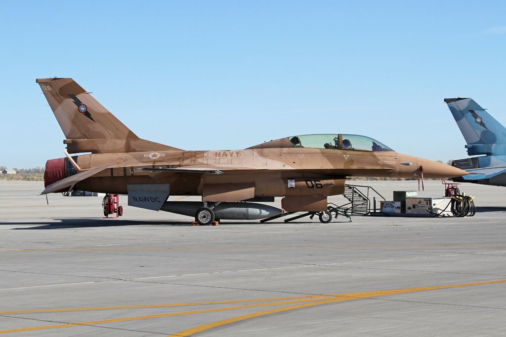 Fallon NAS - a day with the US Navy Aggressors - Aviation Photography ...