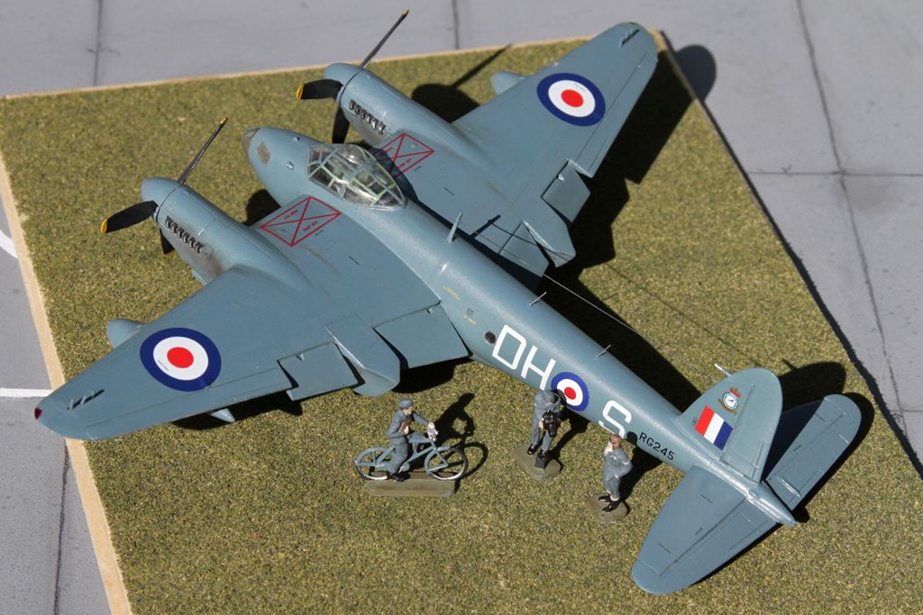 Tamiya 1/72 Mosquito PR.34A conversion - UK Airshow Review Forums