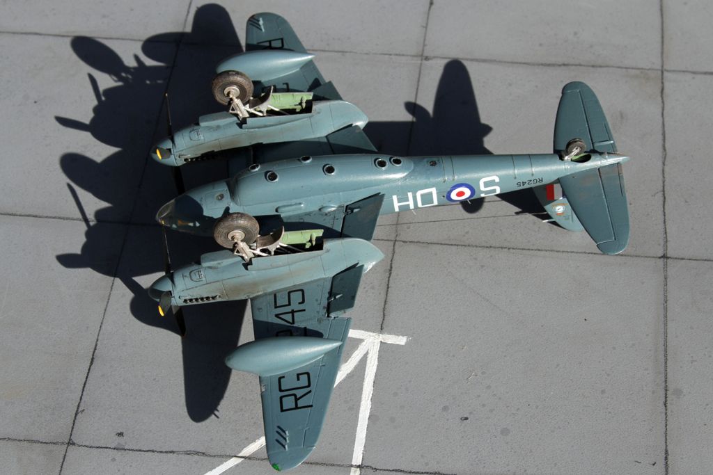 Tamiya 1/72 Mosquito B.IV with Paragon ResinPR.34 conversion - FINISHED ...