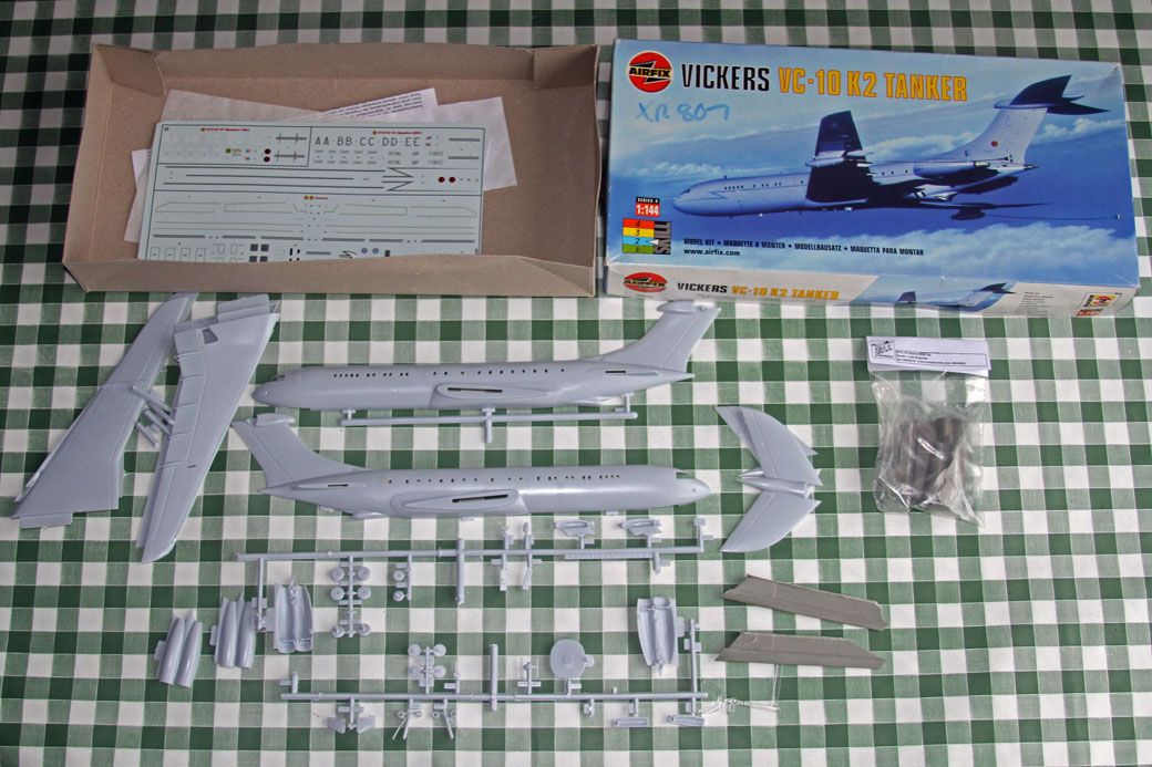 RAF VC-10 C.1 Double Build - Vickers VC10 Single Type Group Build ...