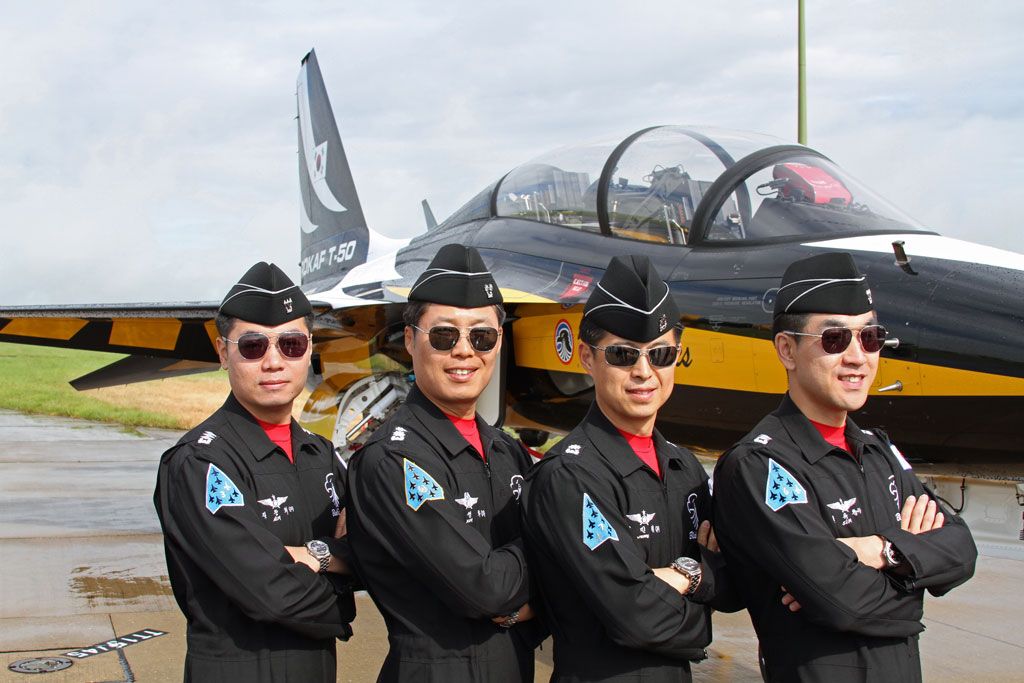 The RoKAF Black Eagles - Aviation Photography - Britmodeller.com