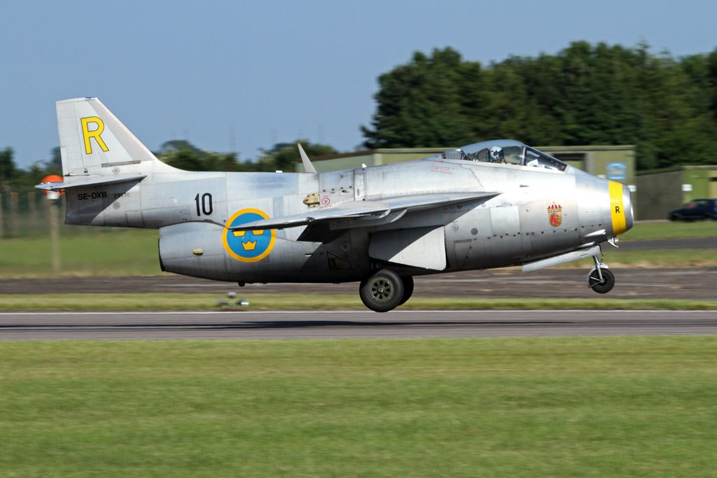 Super Saabs at Waddington - Aviation Photography - Britmodeller.com