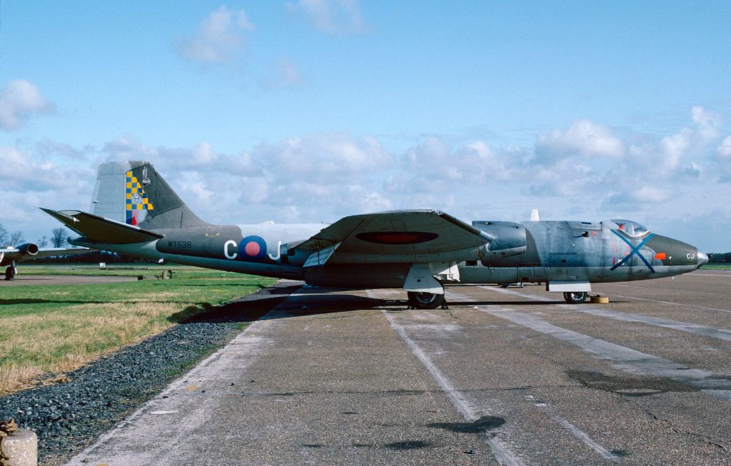 UPDATED RAF Wyton 1980-1995 Pt 6 - Wrecks and Relics - Aviation ...
